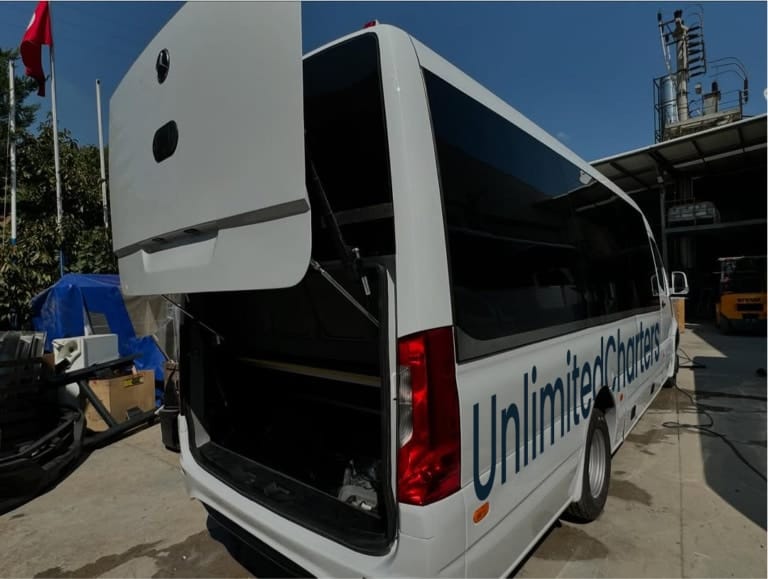MiniBus Rental – Unlimited Charters